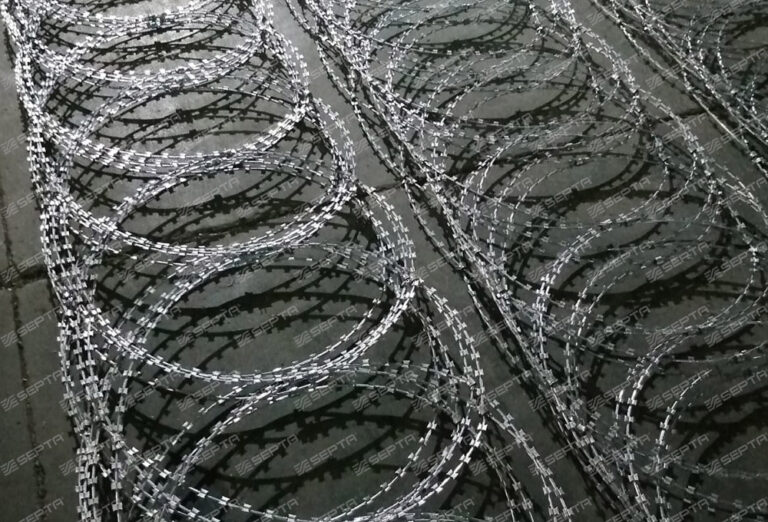 Flat Wrap Razor Wires - Septa Fence